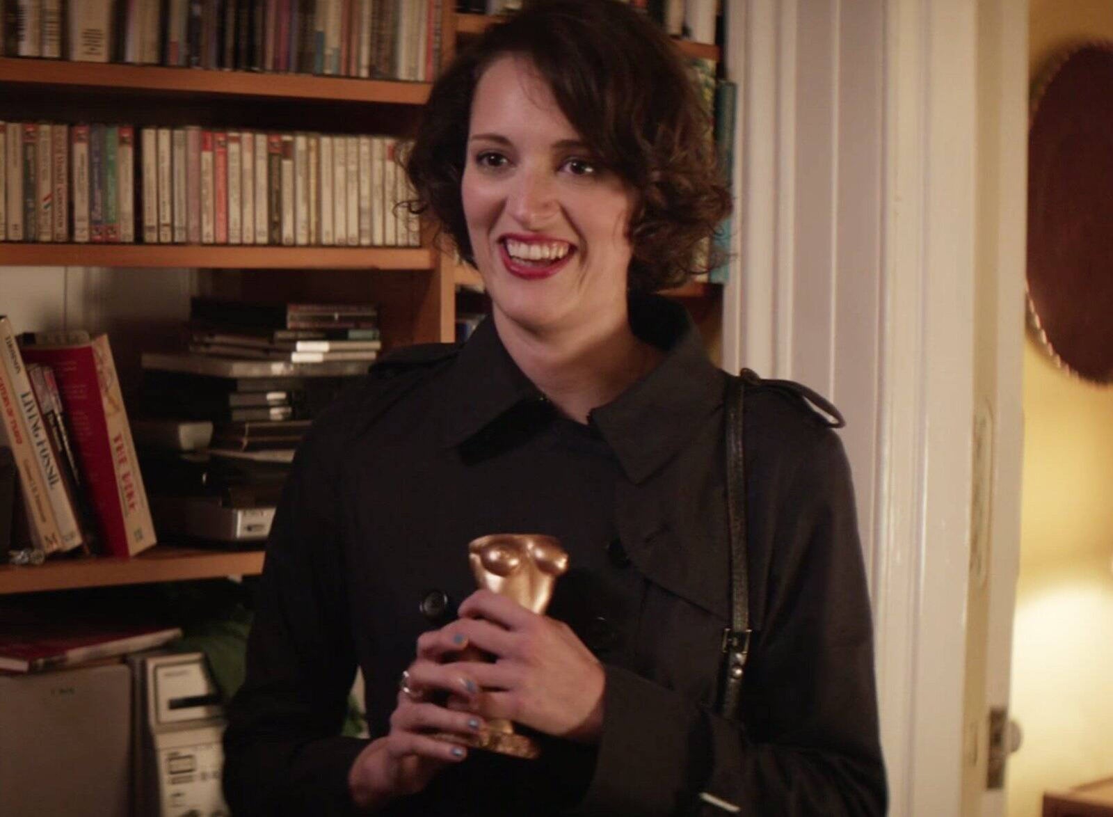 Femininity and Power in Fleabag: The Motif of the Golden Statue | Film East